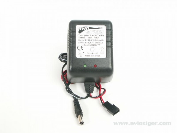 CHARGEUR TX/RX RADIO 220V FUTABA 5600460677 AVIO TIGER